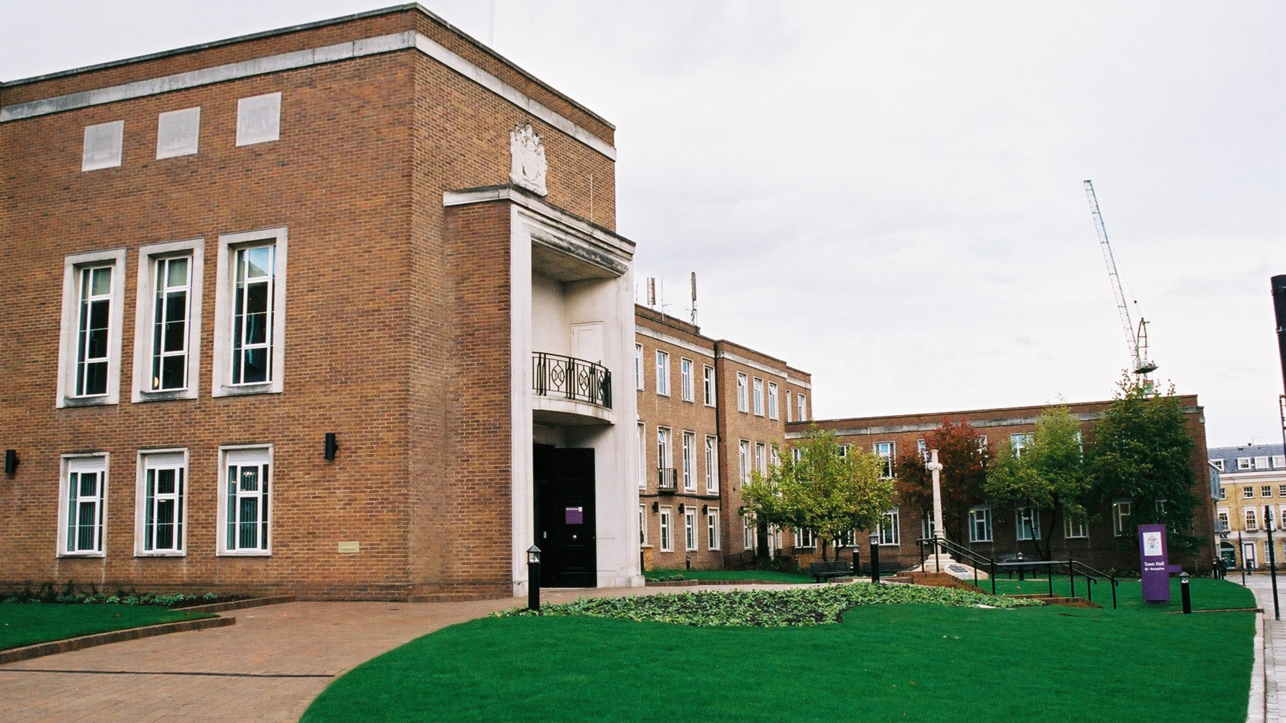 Maidenhead Town Hall - Maidenhead - Edgington Spink Hyne